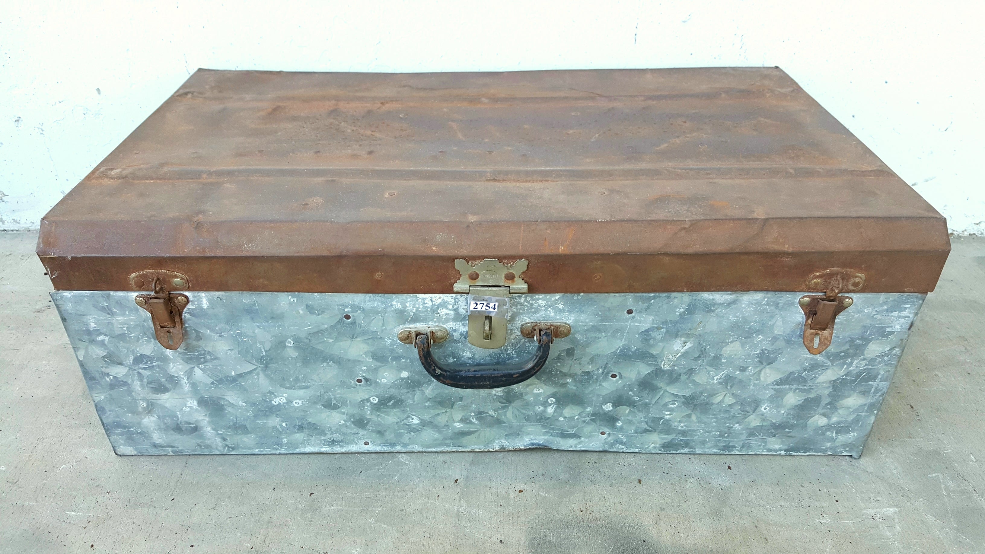 Small Galvanized Metal Trunk – Antiquities Warehouse of Grand Traverse